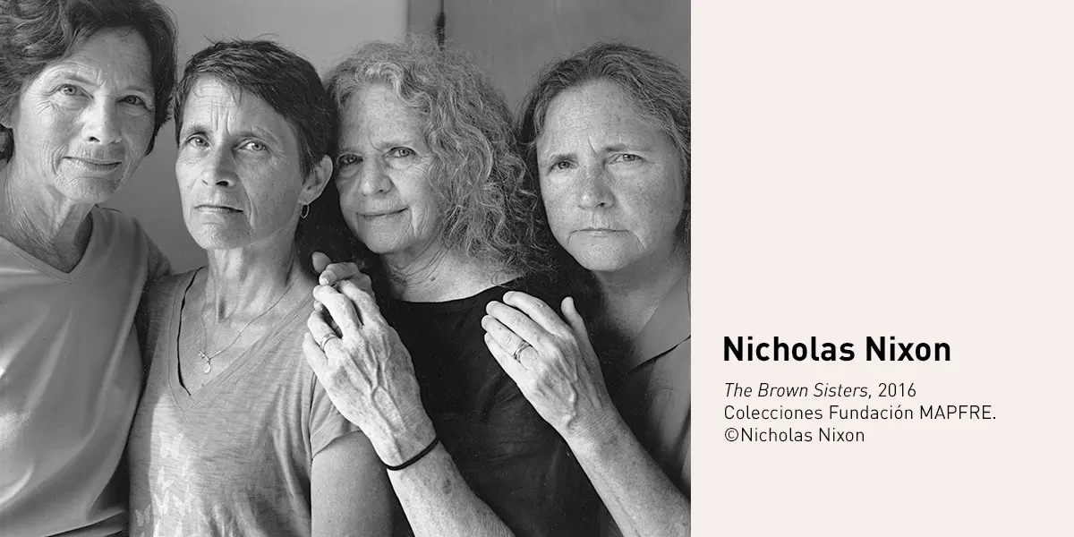 Photography of the Brown sisters in 2016 - Fundación MAPFRE