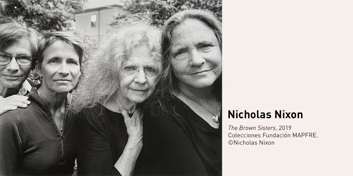 ニコラス・ニクソン「ブラウン・シスターズ」シリーズ