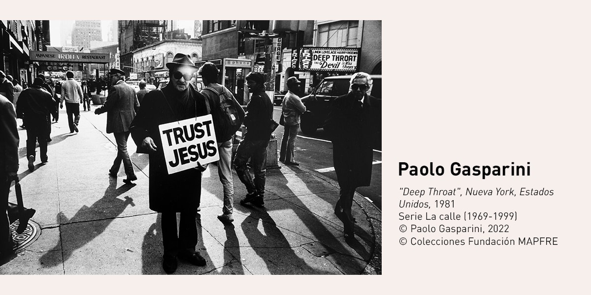 Photograph "Deep Throat", Nueva York, Estados Unidos" by Paolo Gasparini