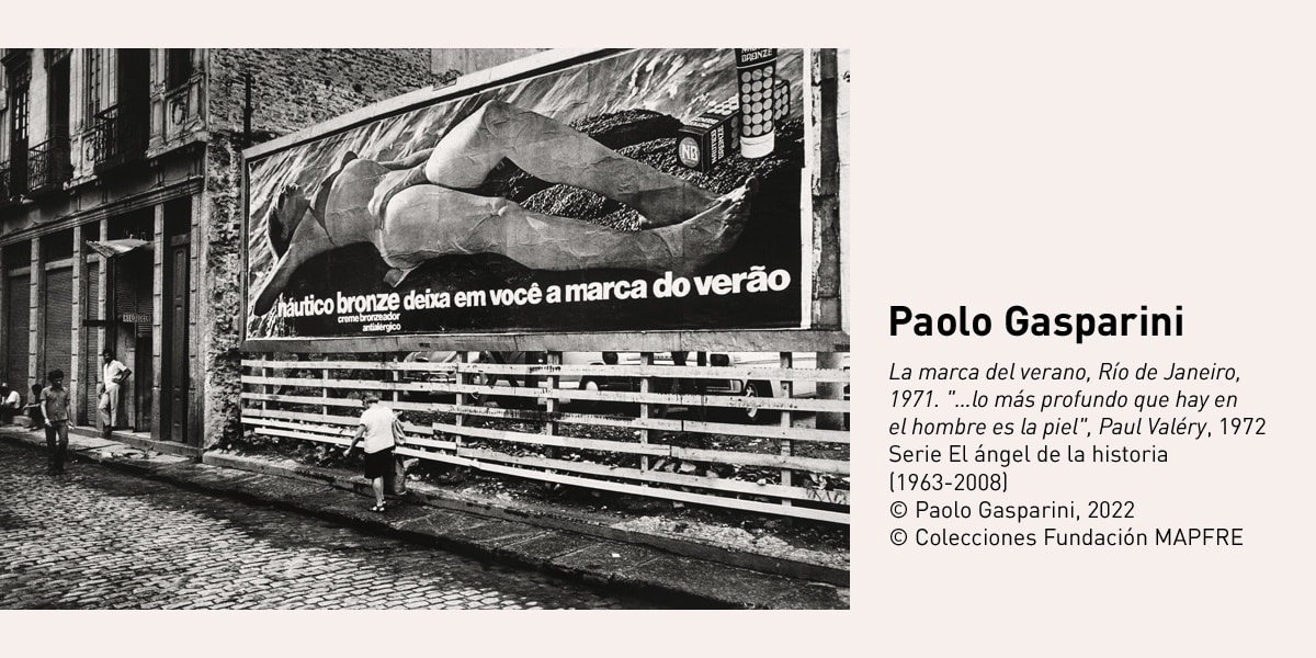 Photograph "La marca del verano, Río de Janeiro, 1971" by Paolo Gasparini.