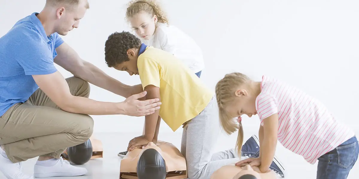 Learning to Save Lives Together | Fundación MAPFRE