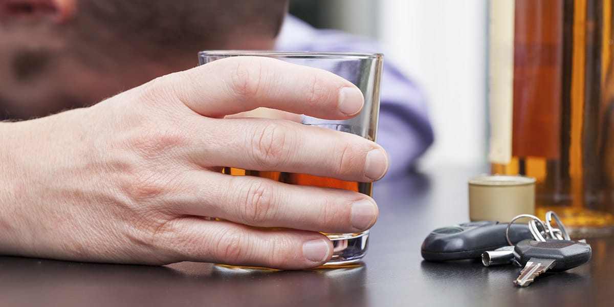 Alcohol y drogas, jóvenes seguros - Fundación MAPFRE